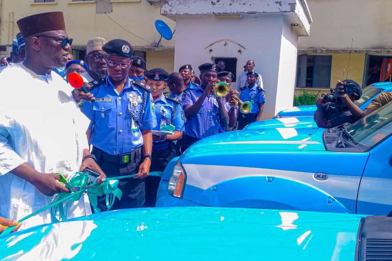 Governor Sani Bello Launches Special Vigilante Corps And Operational ...